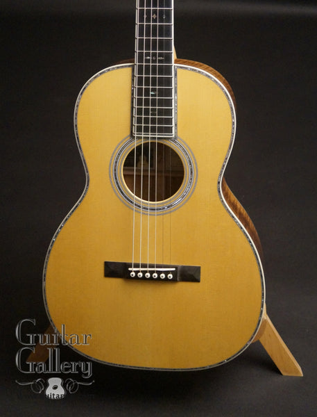 Martin 00-42K Robbie Robertson Guitar – Guitar Gallery