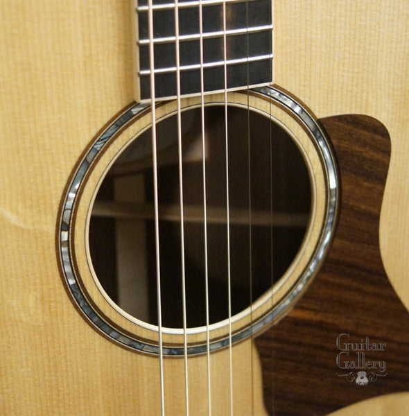 Taylor 812 Guitar – Guitar Gallery